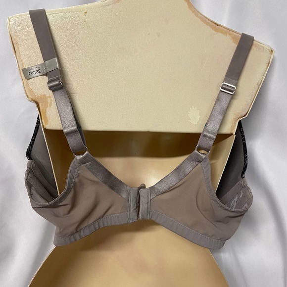 Ambrielle | Intimates & Sleepwear | Ambrielle Bra 38dd Plunge Bra Push ...